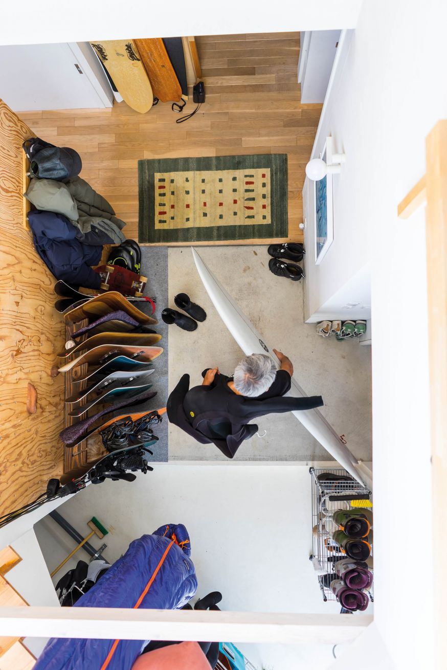 The Snowsurfer: At Home With Taro Tamai | The Surfers Journal