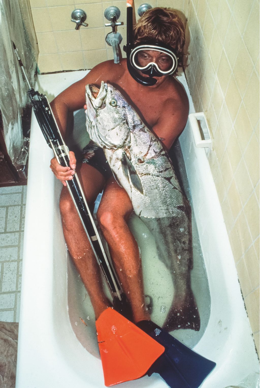 Neptune Alley - The Surfers Journal