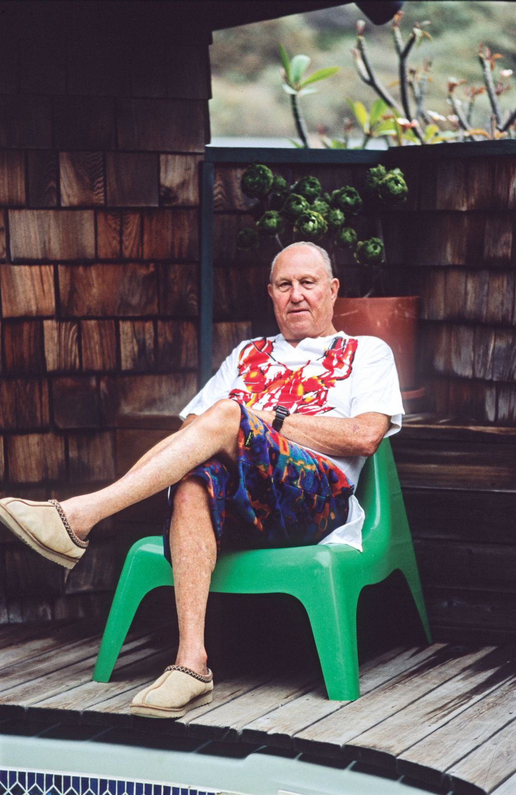 Walter Hoffman and Batik with Chili Pepper Crab - The Surfers Journal